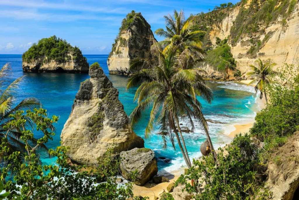 Where is Bali located? Is Bali a country? - Bali.live