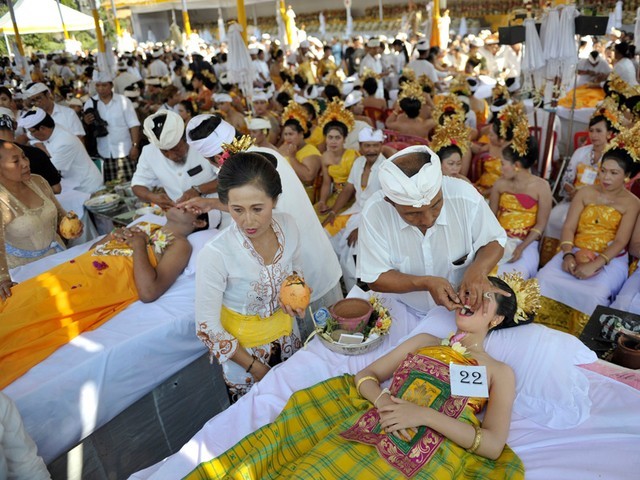 Balinese tooth filing - a sacred ceremony - Bali.live