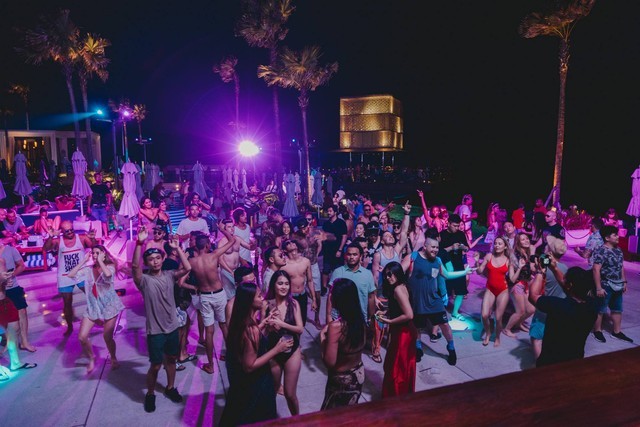 Savaya (formerly OMNIA) - the best Day club in the south of the island ...