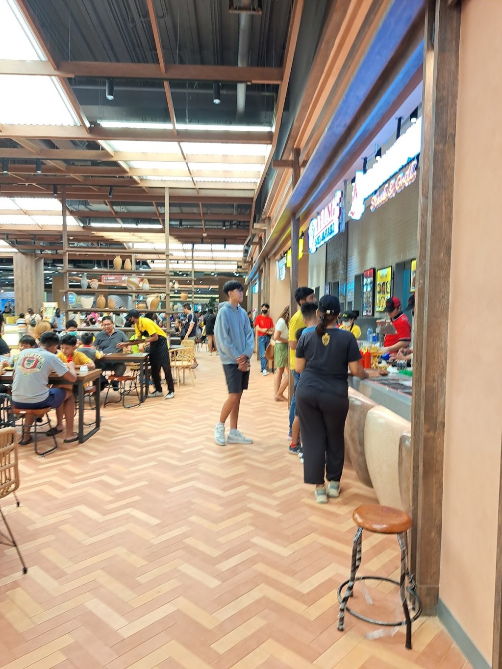 Beachwalk Shopping Center, Mall in Bali