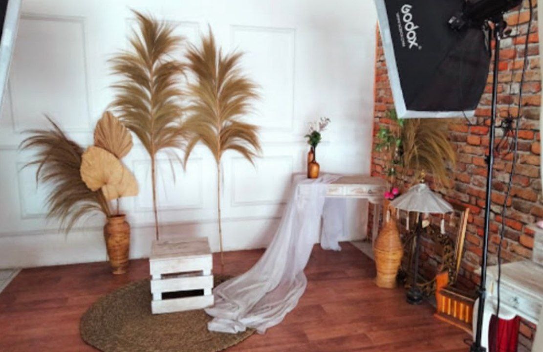 Lenza Photo Studio, Office in Bali