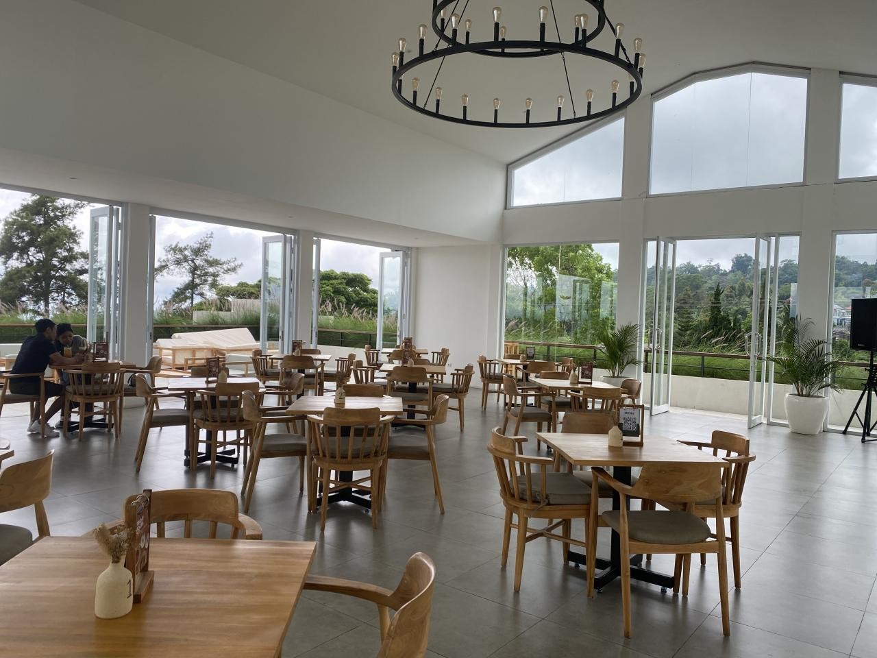 Merlin's Magic, Restaurant in Bali