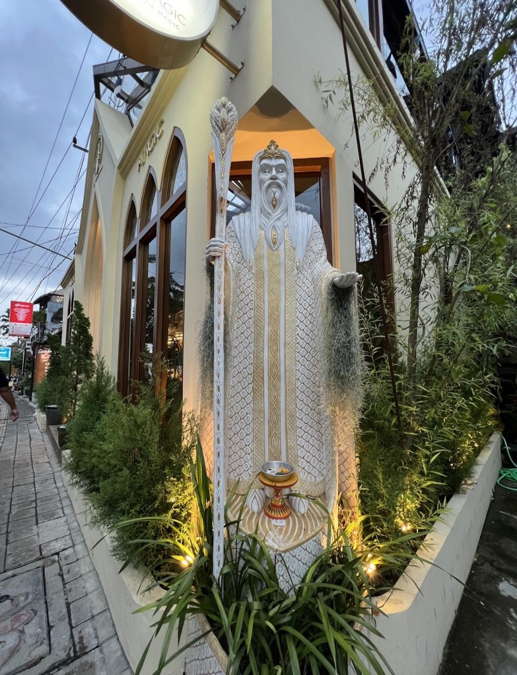 Merlin's Magic, Restaurant in Bali