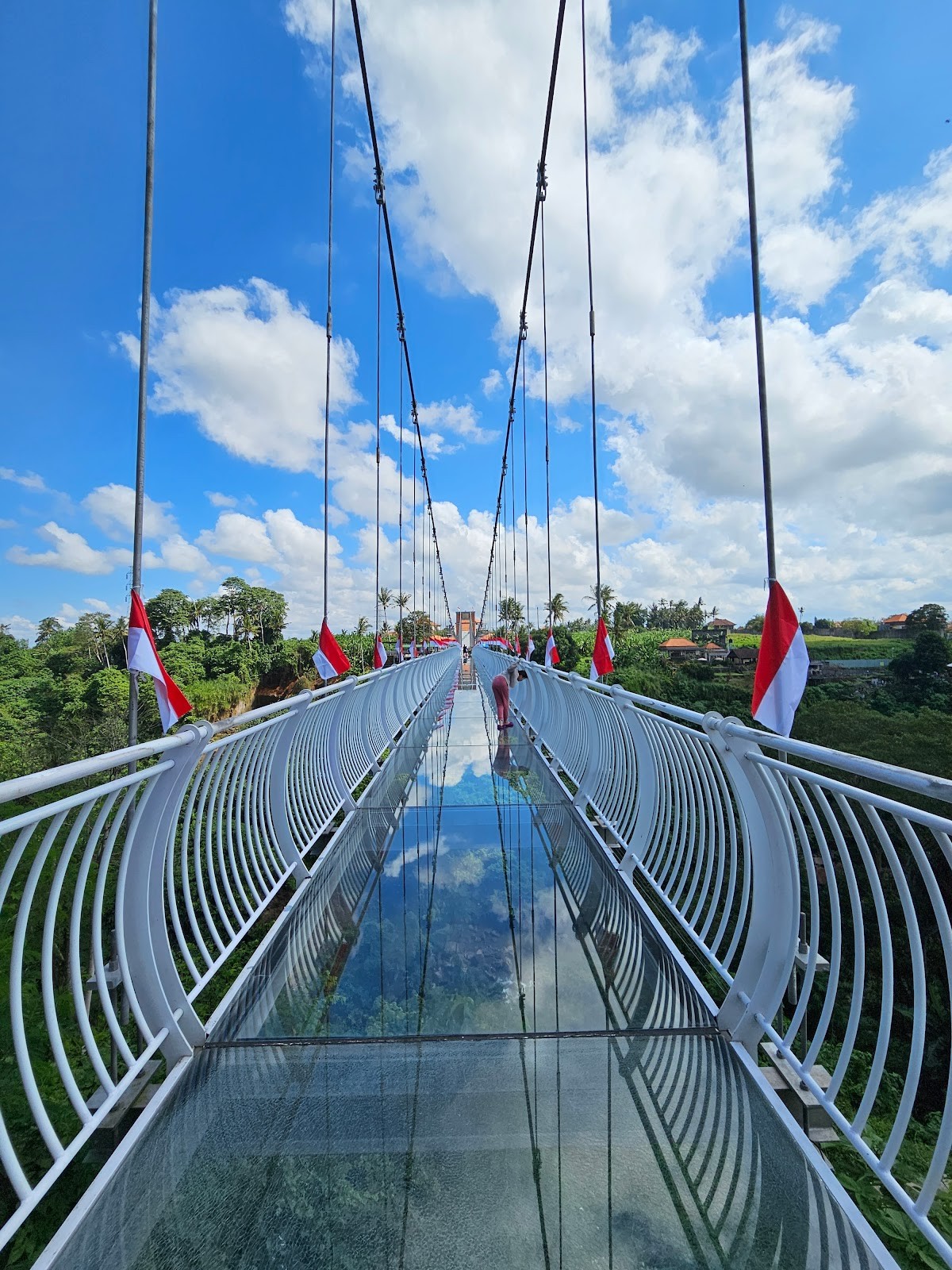 Blangsingah Glass Bridge, Viewing platform in Bali