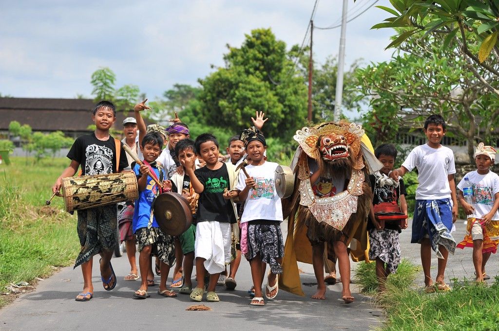 The Unique Language of Bali: How Balinese Differs from Bahasa Indonesia ...